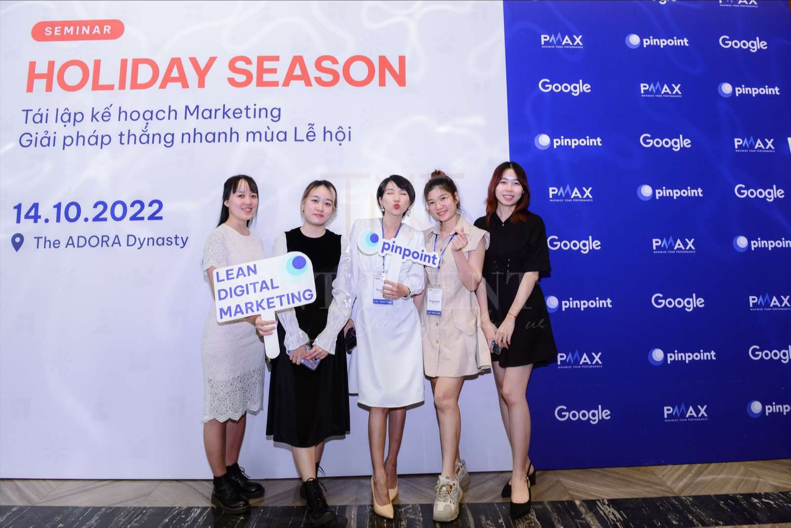 SỰ KIỆN HOLIDAY SEASON PLAYBOOK - TNT Event